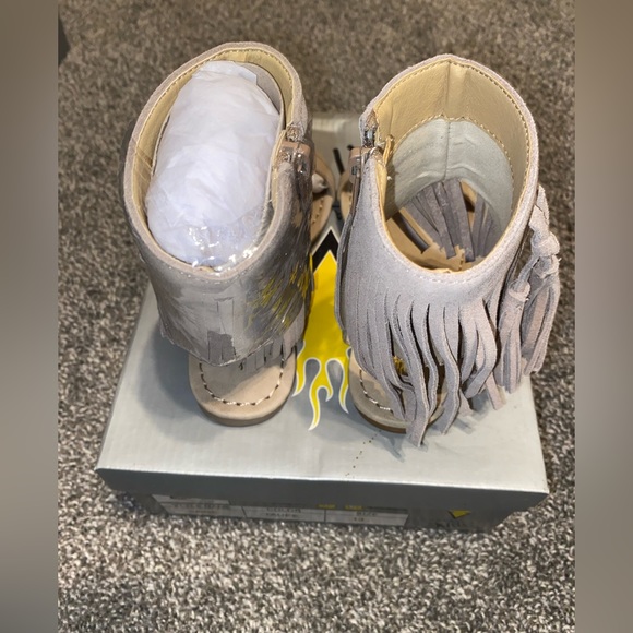 Volatile | Shoes | Volatile Kids Fringe Sandal Sz 3 | Poshmark